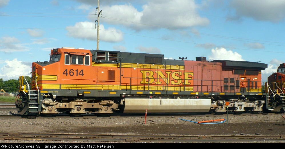 BNSF 4614